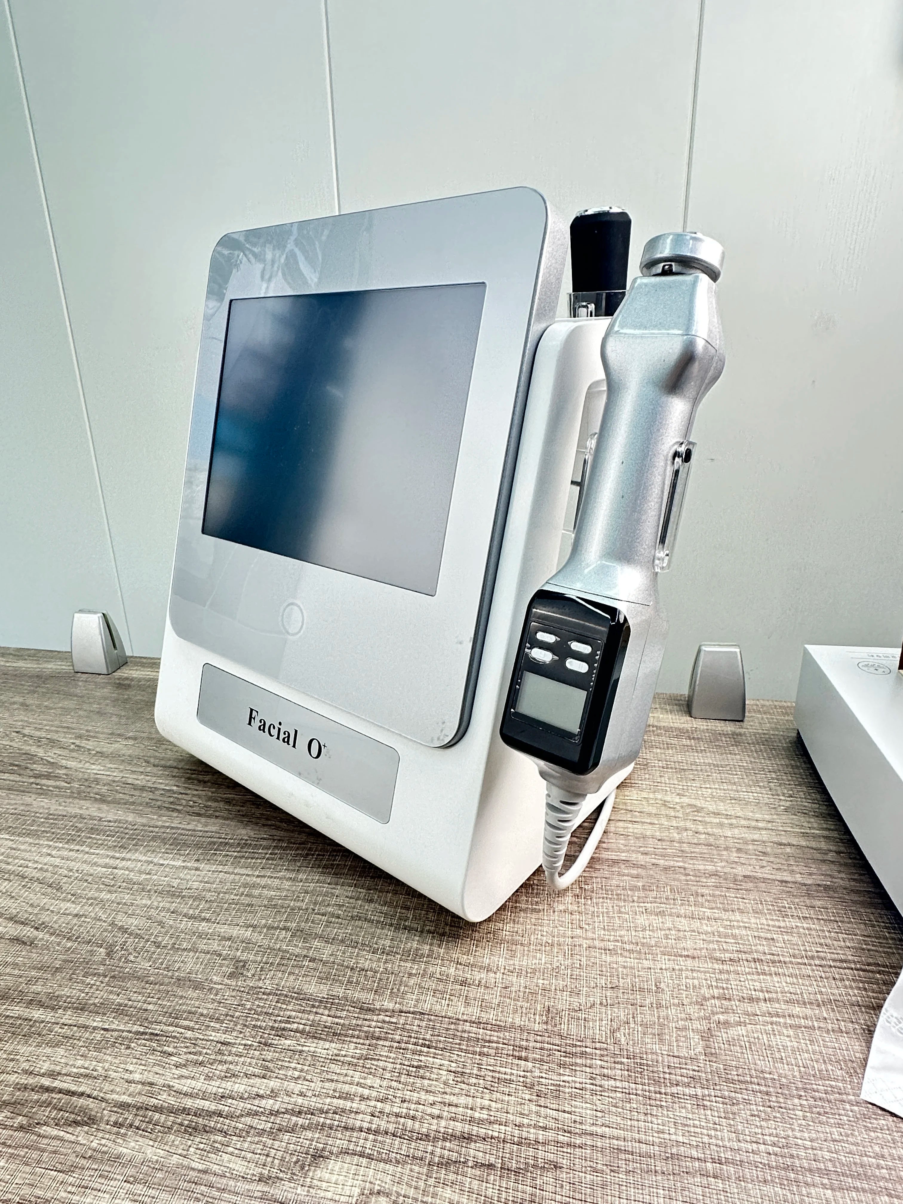 Gold Rf Microneedle I Shrink Pores Machine Commercial Anti-Aging Rf Mi ...