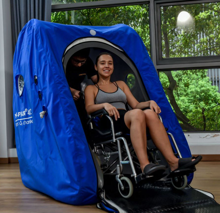 Meubon HBOT 1.3ATA Hyperbaric Oxygen Chamber Cabin I Wheel Chair Acces